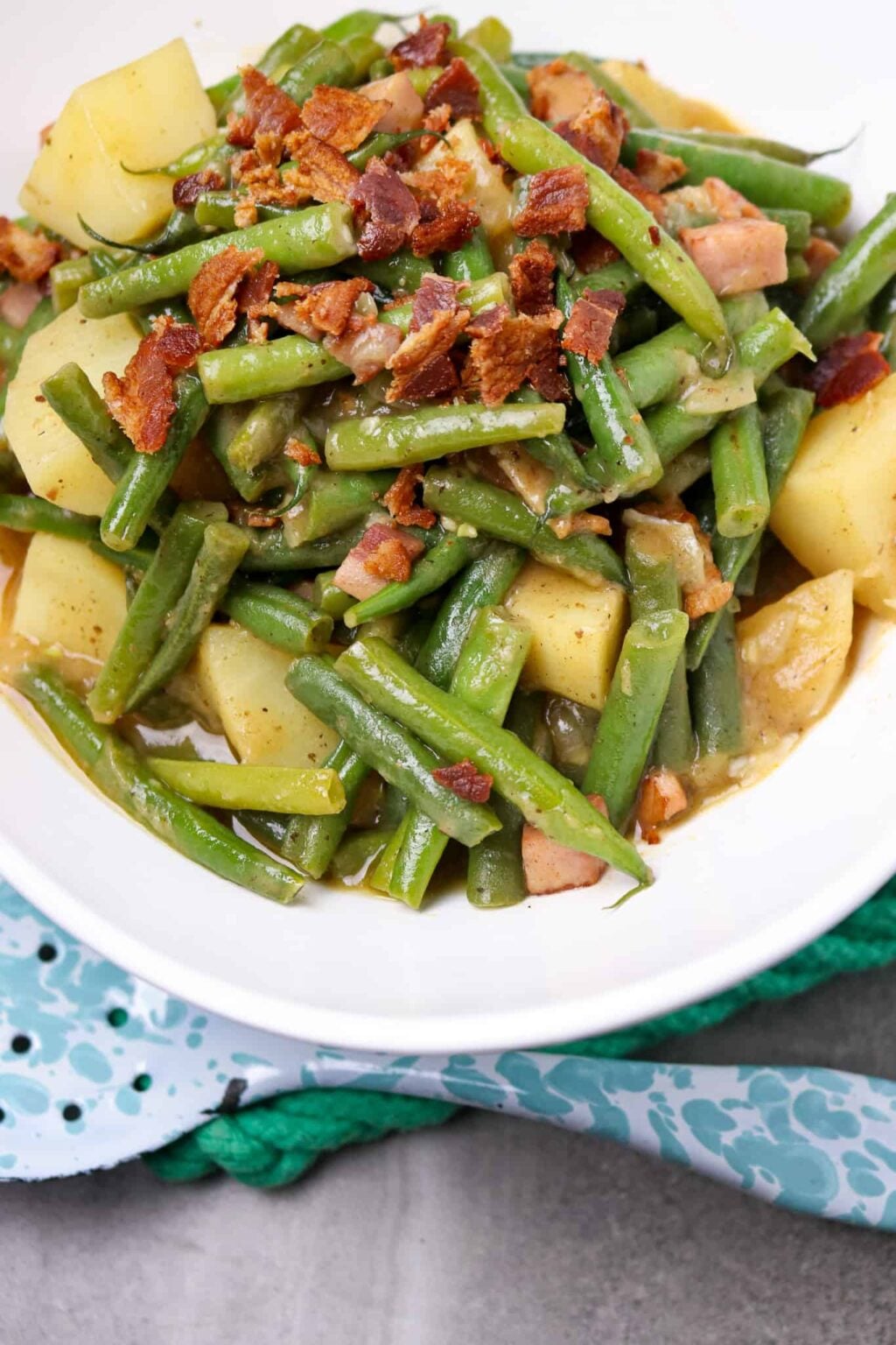 Cajun-Style Smothered Green Beans With Potatoes • Louisiana Woman Blog